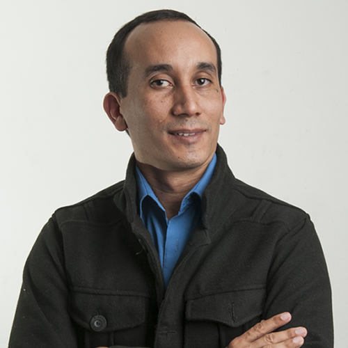 Latina MediosLa DiferenciaJohn Seco